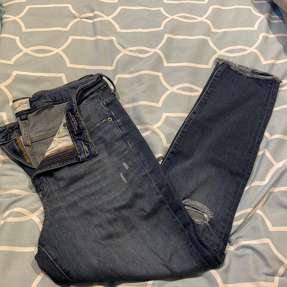 Universal Thread | Jeans | Universal Thread High Rise Skinny Distressed ...